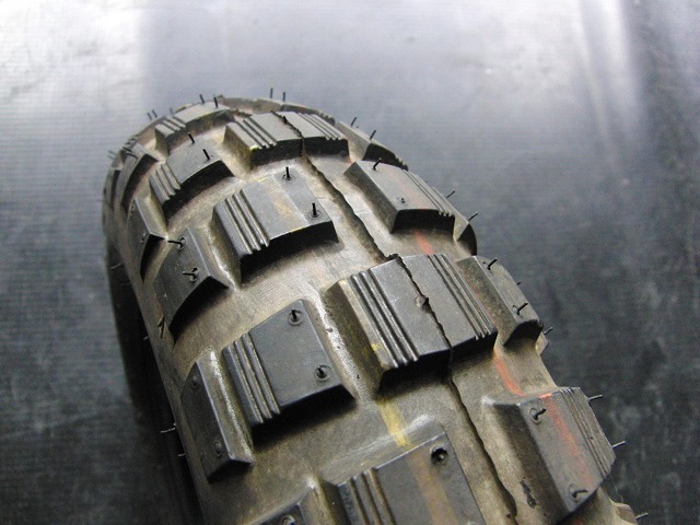 スクーター単品 タイヤ IRC トラクターグリップ. 3.50-8. MT565:19023(スクーター、ミニバイク用)｜売買された ...
