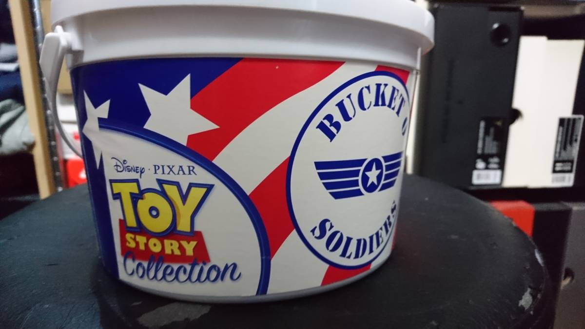 Toy story collection bucket of soldiers トイ ストーリー バケット オブ ソルジャーズ 70体+2 ...