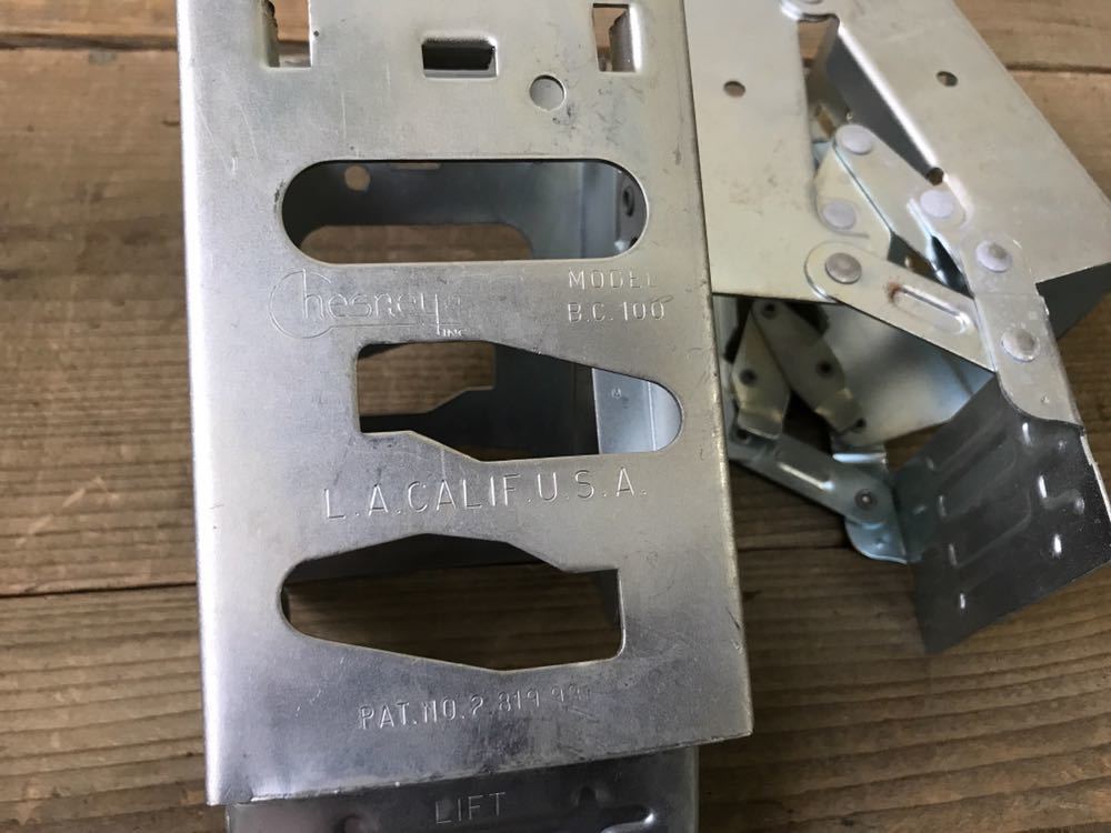 箱付き Vintage Chesney SAW HORSE BRACKETS ソーホース用 ブラケット 2×4 DIY スチール Y-299 ...