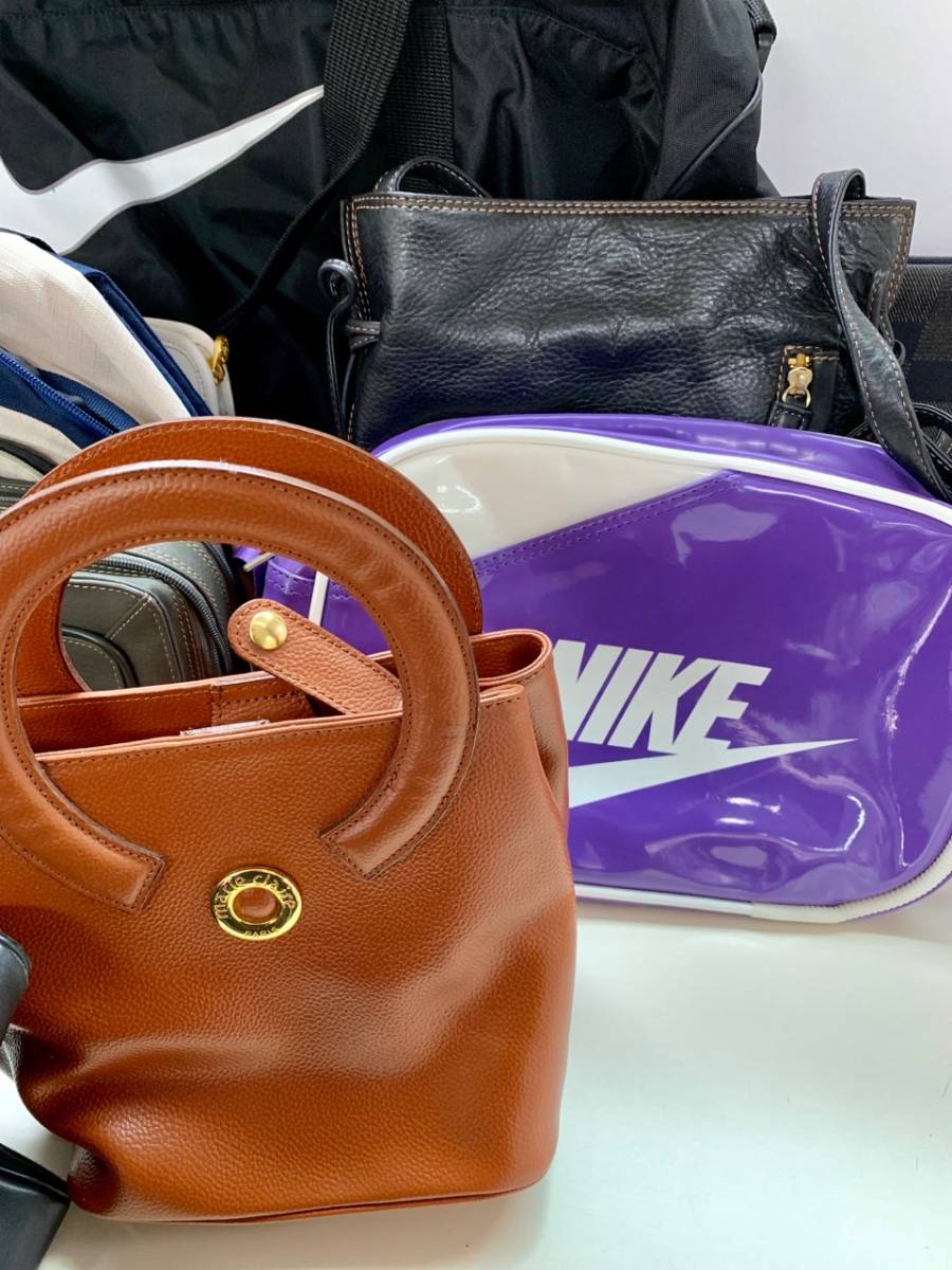 ブランド メーカーバッグ小物類おまとめ 17点セット BALLY KIPLING NIKE Kitamura marie claire 他 ...