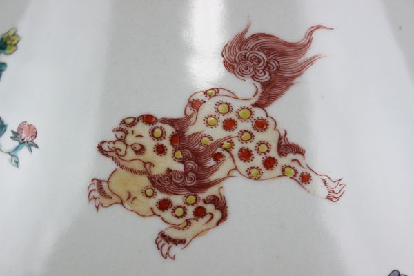 江戸期本歌 六代柿右衛門作 色絵獅子図 花瓶 特大36㎝ 置物 大作品 九州美術館展示品 保証 P122r(柿右衛門様式)｜売買された ...