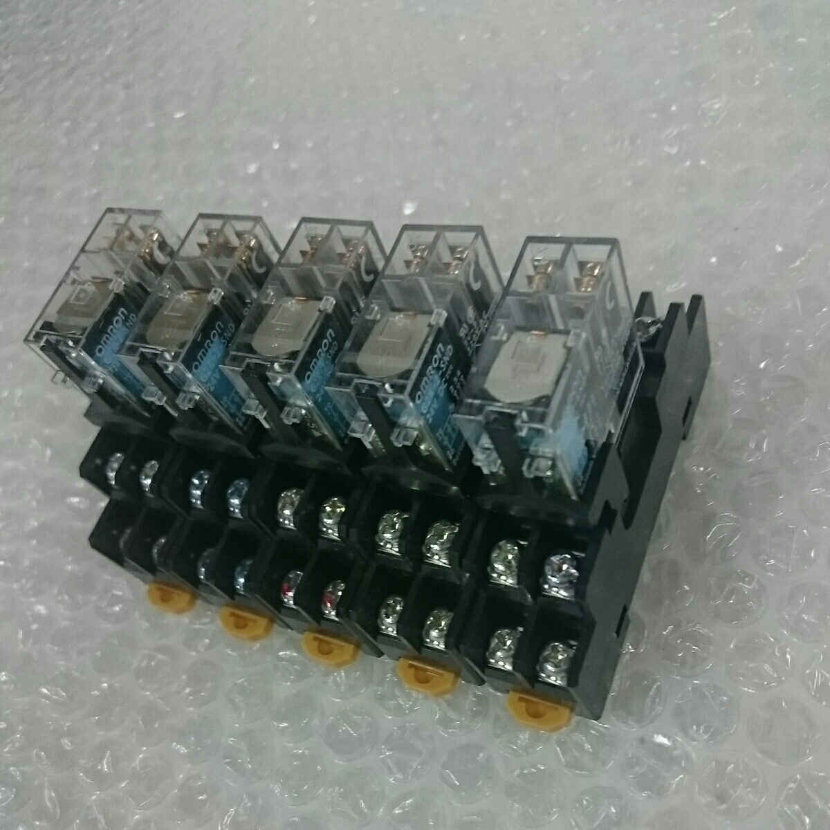 オムロン OMRON ミニパワーリレー G2R-2-SND 接続ソケット P2RF-08 DC24 ⑤(その他)｜売買されたオークション情報 ...