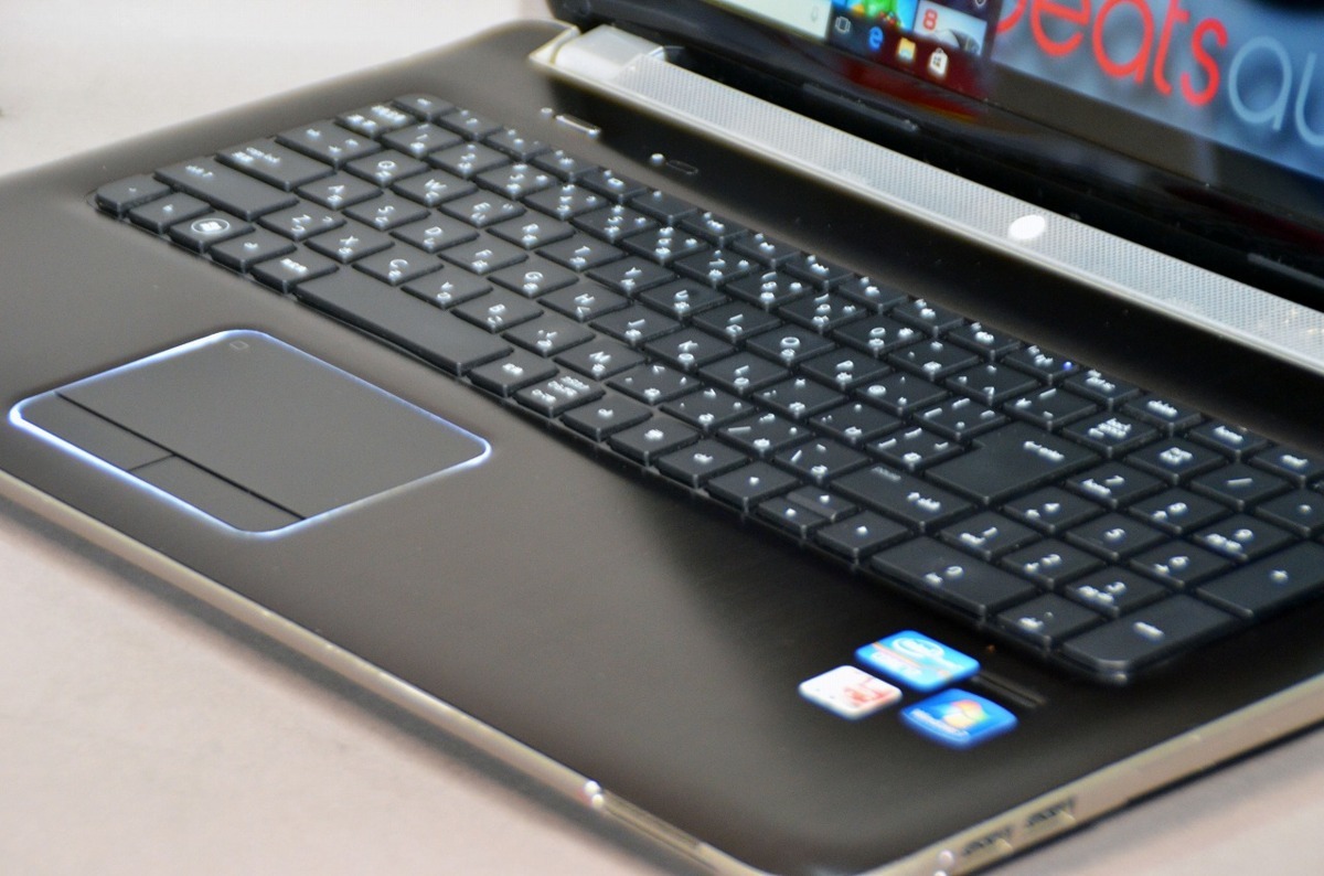 大画面 17.3インチ WXGA++ 1600×900 HP Pavilion dv7 6116TX A3D90PA プレミアムライン Core i7 2760QM 8GB/750GB ...