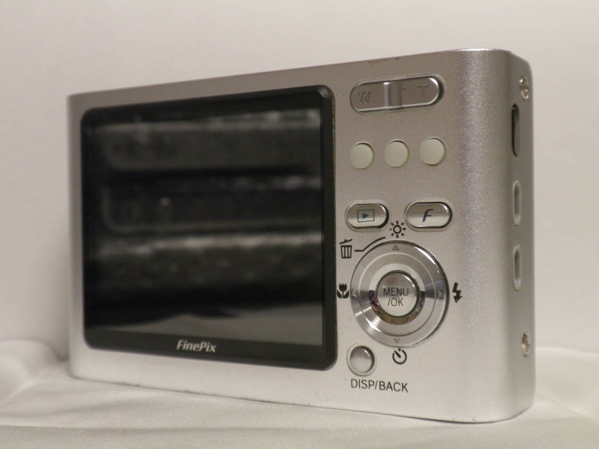 デジカメ FUJIFILM FinePix Z2 シルバー 5.1メガ 1760(富士フイルム)｜売買されたオークション情報、yahooの商品情報をアーカイブ公開 - オークファン ...