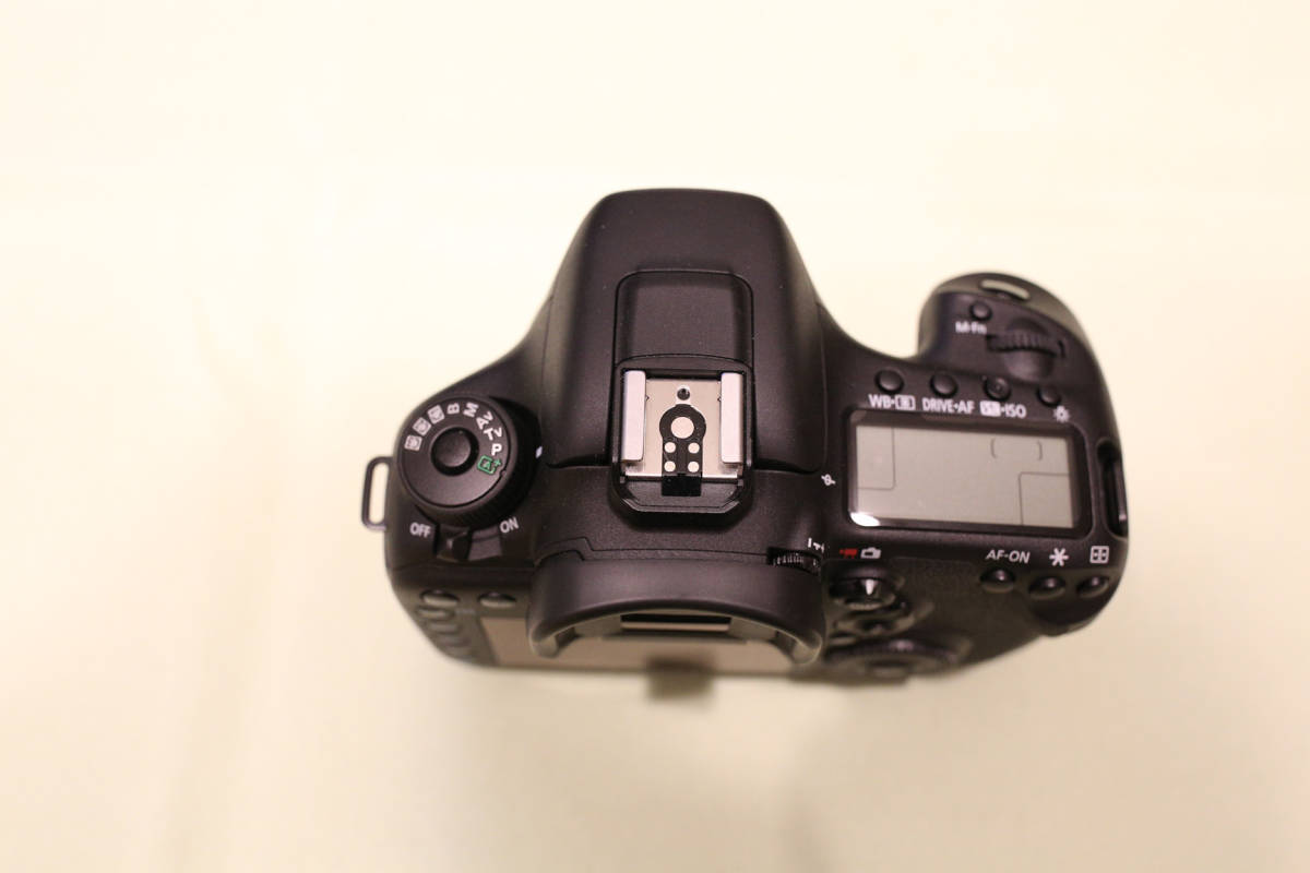 CANON EOS 7D MarkⅡ(キヤノン)｜売買されたオークション情報、yahooの商品情報をアーカイブ公開 - オークファン（aucfan.com）