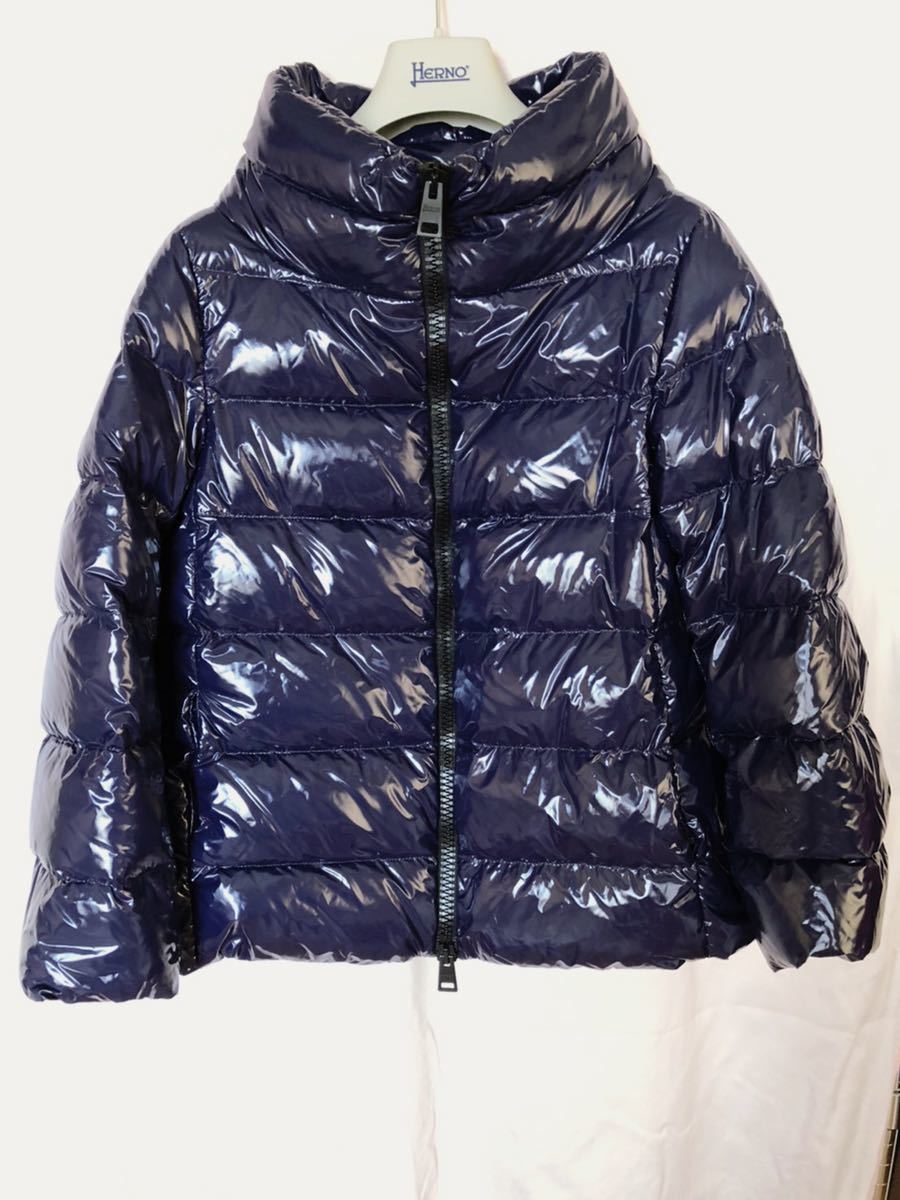 HERNO ヘルノ レディース ダウンジャケット 42サイズ ネイビー(ジャケット、上着)｜売買されたオークション情報、yahooの商品情報をアーカイブ公開 - オークファン（aucfan.com）