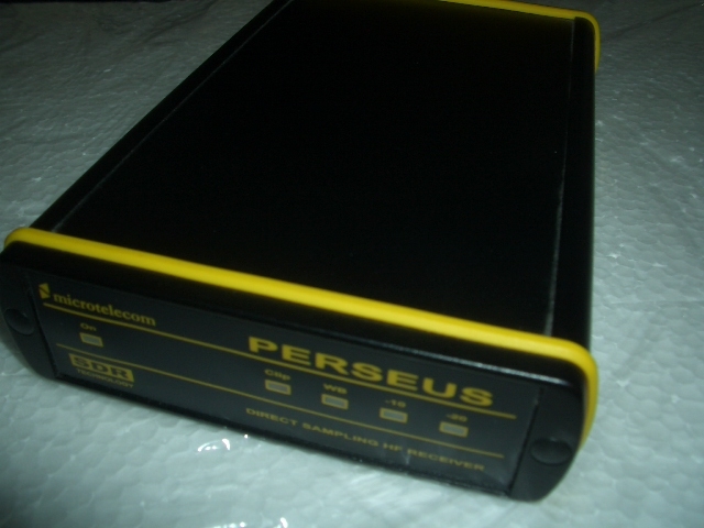 Microtelecom PERSEUS ペルセウス ダイレクトサンプリング短波帯受信機+ガルバニック アイソレーション トランス GT-1 ...