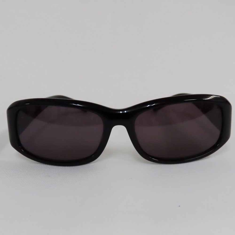 Ts724351 プラダ サングラス SPR03E ブラック PRADA(サングラス)｜売買されたオークション情報、yahooの商品情報を ...