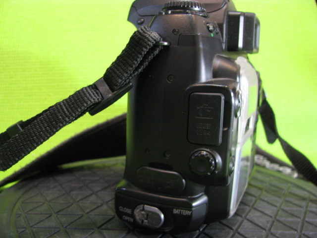 M20108-A/デジカメ/FUJIFILM FinePix S3Pro デジタル一眼