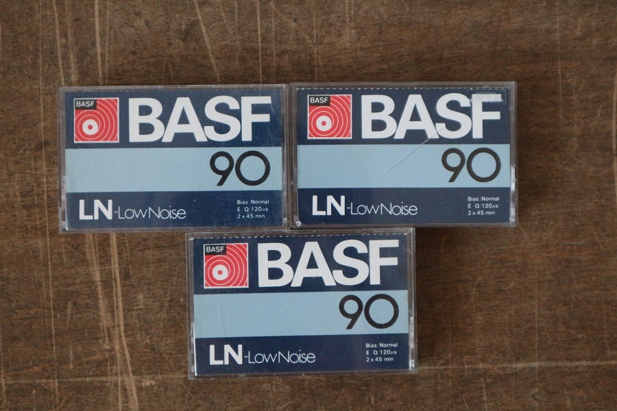 大量 35本まとめて BASF LN60 LN90 PROII46 HiFiSM90 LH-X60 LH-X90 CR-X90 LHI90 カセットテープ SA-241(記録媒体)｜売買された ...