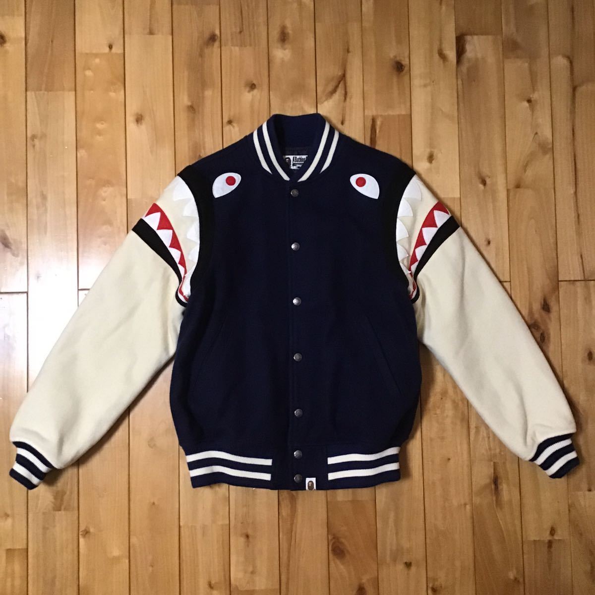 SHARK SHOULDER VARSITY JACKET Mサイズ a bathing ape BAPE シャーク スタジャン ジャケット ...