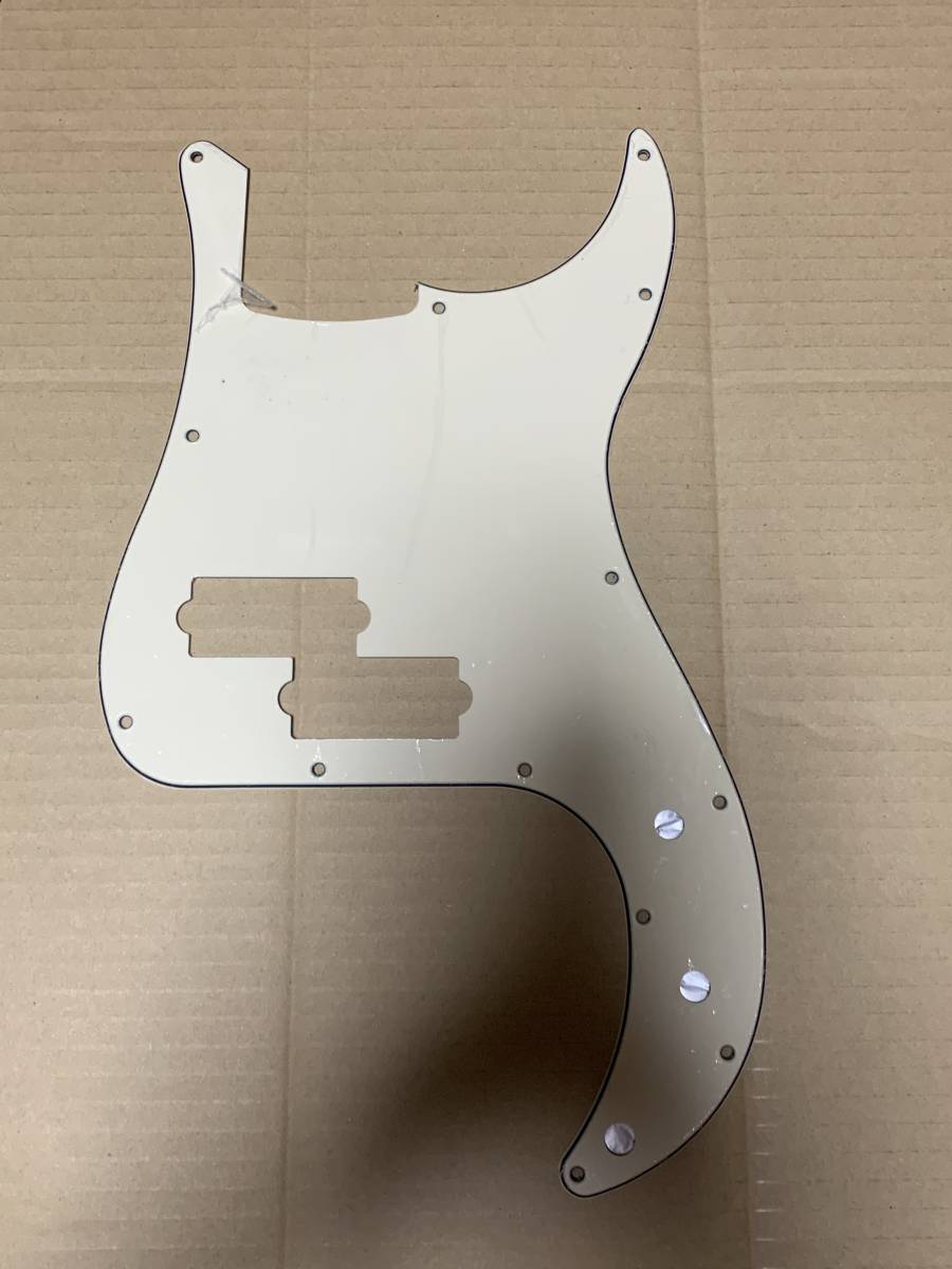 PBアイボリ3P(ピックガード)｜売買されたオークション情報、yahooの商品情報をアーカイブ公開 - オークファン（aucfan.com）