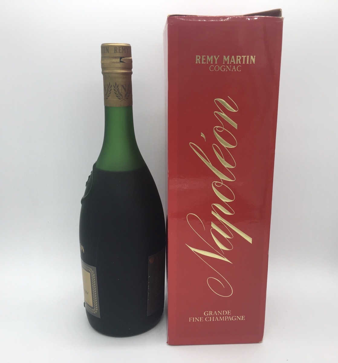 レミーマルタン ナポレオン グランド フィーヌ シャンパーニュ 箱付/8926(レミーマルタン)｜売買されたオークション情報、yahooの商品情報をアーカイブ公開 - オークファン ...