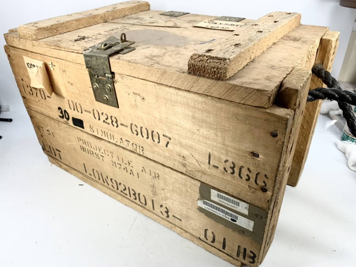 M74A1 木製ケース 木箱 / キーワード 実物 ミリタリー 弾薬箱 アーモケース レア 陸上自衛隊 米軍 USA UN(ミリタリー)｜売買 ...
