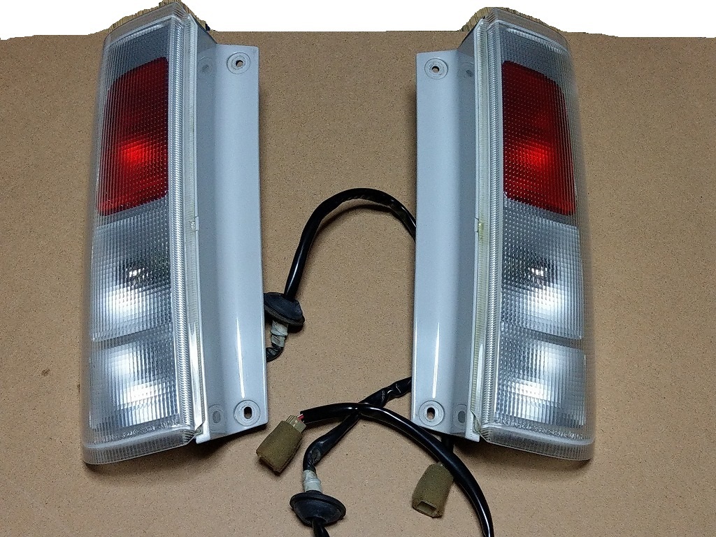 HT81S スズキ 純正 kei クリアテール 左右 リアテール テールライト リアランプ 廃番 スイフト HT51S HN11S HN12S HN21S HN22S(テールライト)｜売買され ...