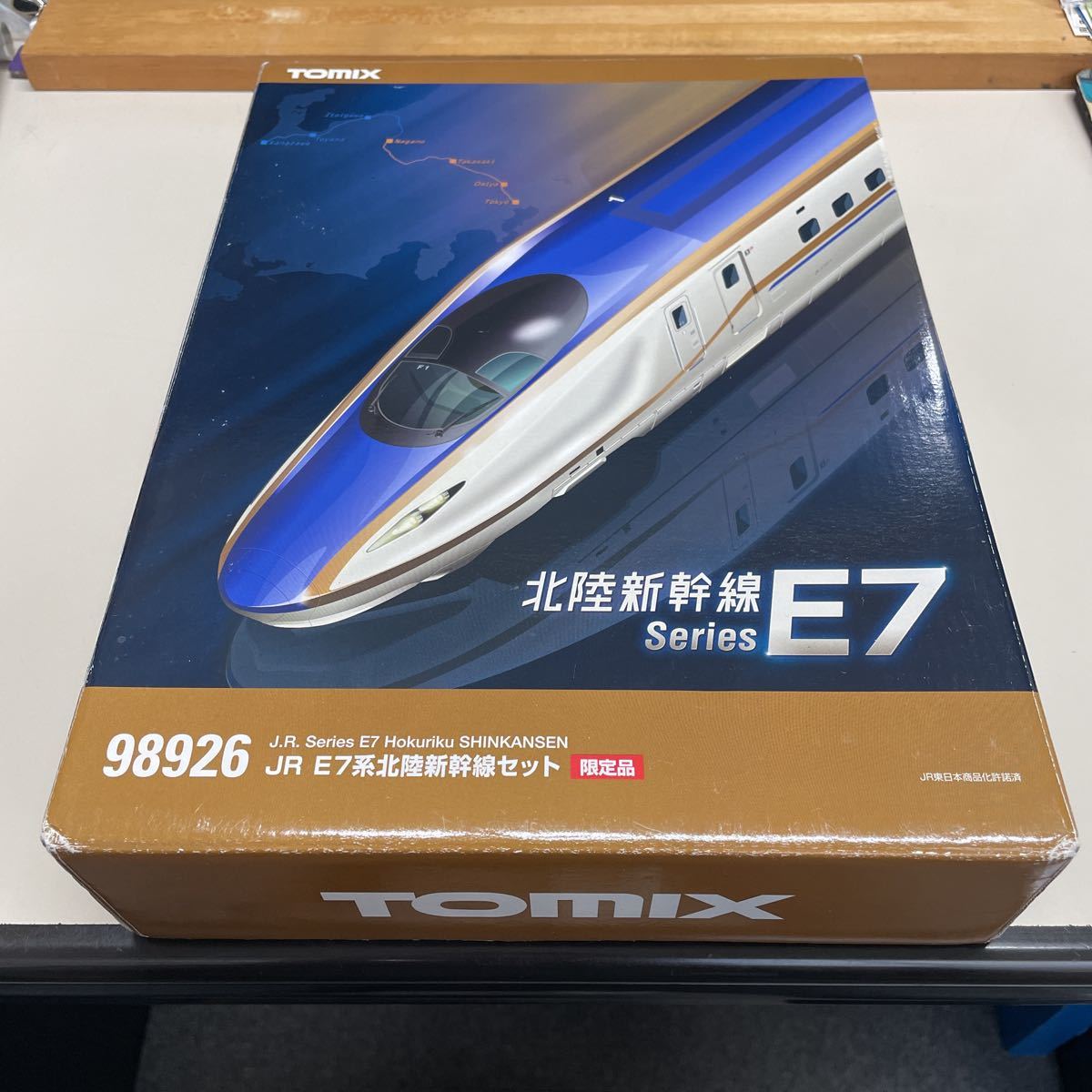 TOMIX 98926 JR E7系 北陸新幹線セット 限定品 12両編成セット 動力付き(新幹線)｜売買されたオークション情報、yahooの商品情報をアーカイブ公開 - オークファン ...