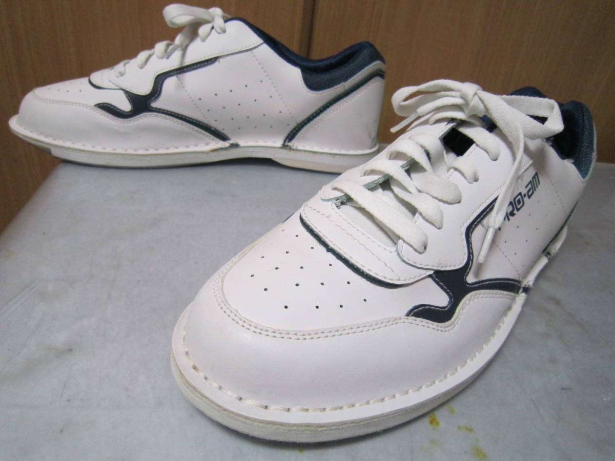 ボウリングシューズ／右投げ用 ABS PRO-am S-285 白紺 27.5EE アメリカンボウリングサービス 1 2回着用品 k2106b(シューズ)｜売買されたオークション情報 ...