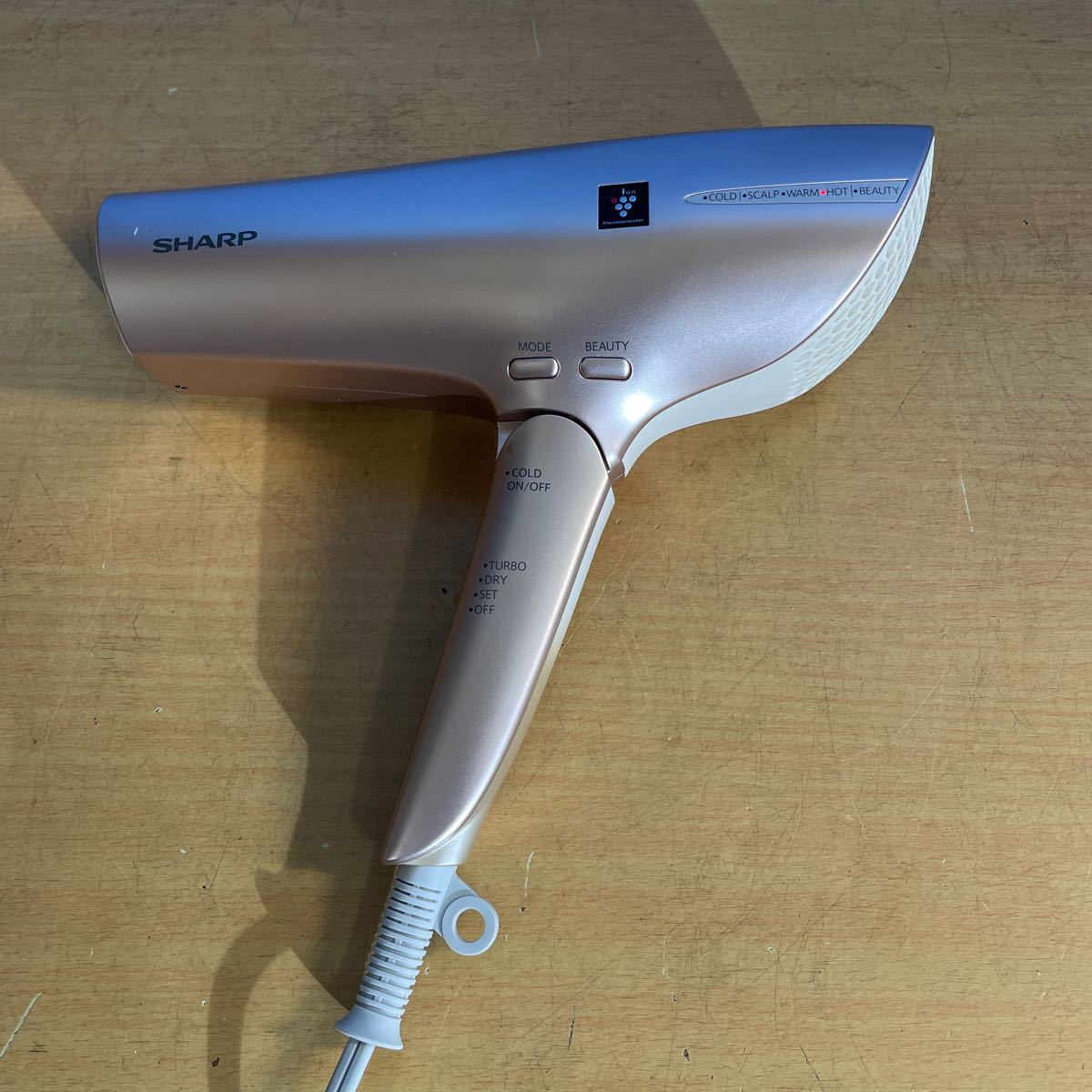 SHARP プラズマクラスタ スカルプヘアードライヤー IB-MP9 20年製 9(ハンドドライヤー)｜売買されたオークション情報、yahooの商品情報をアーカイブ公開 - オークファン ...