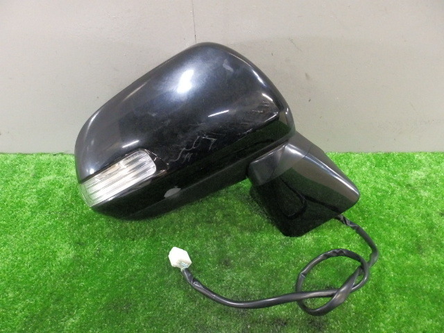131676 20年 ヴォクシー VOXY ZRR70W 純正 ウインカー付 右ドアミラー 電動格納式 黒 202 3B403(ドアミラー ...
