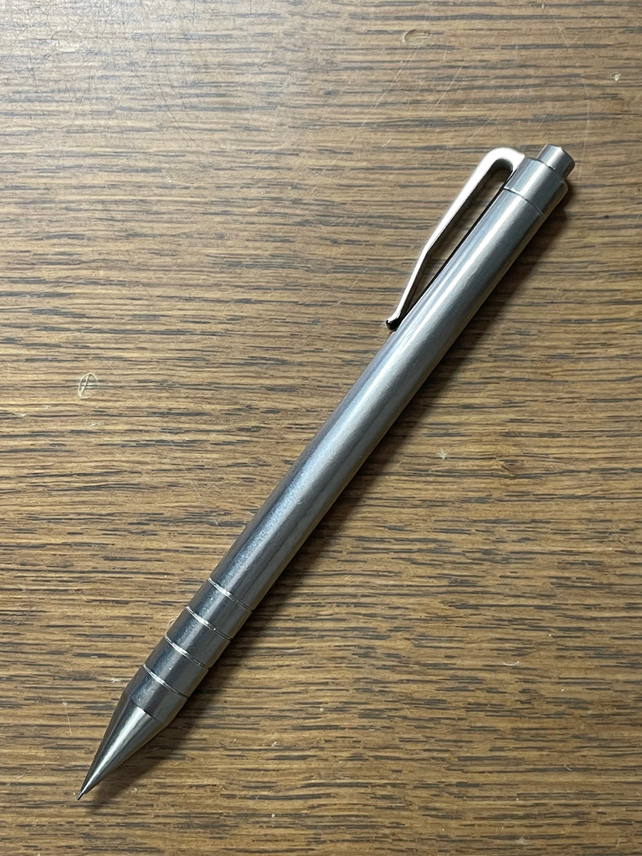 チタン製 シャープペンシル 0.5mm The One High-End Titanium Mechanical Pencil Magnus ...