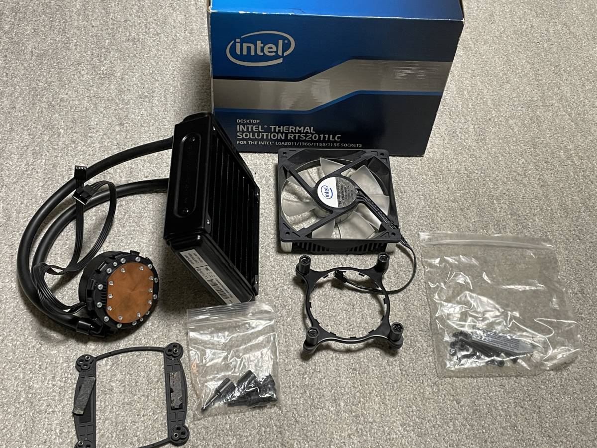 インテル純正 Thermal Solution SandyBridge-E用 CPU 水冷FAN BXRTS2011LC 品(CPUクーラー ...