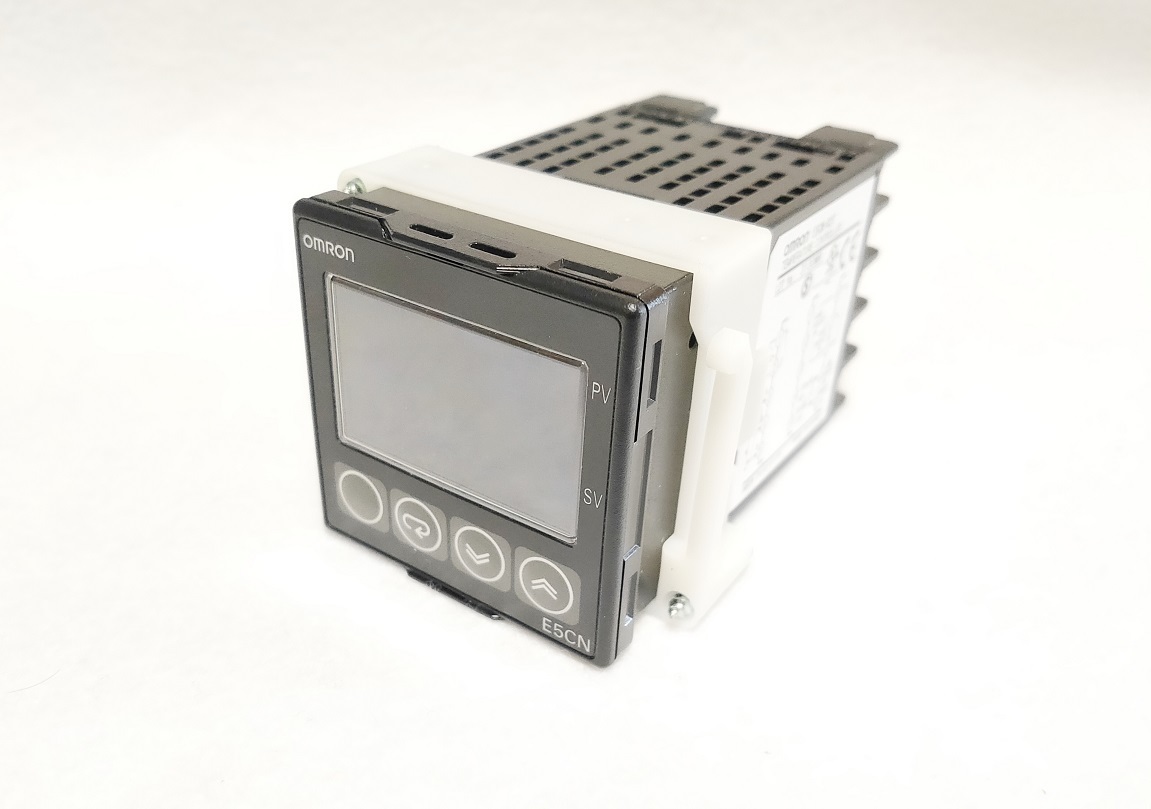 オムロン E5CN-R2T リレー出力 温度調節器 デジタル調節計 白金測温抵抗体/ 熱電対 マルチ入力 OMRON 関連 E5CC ...