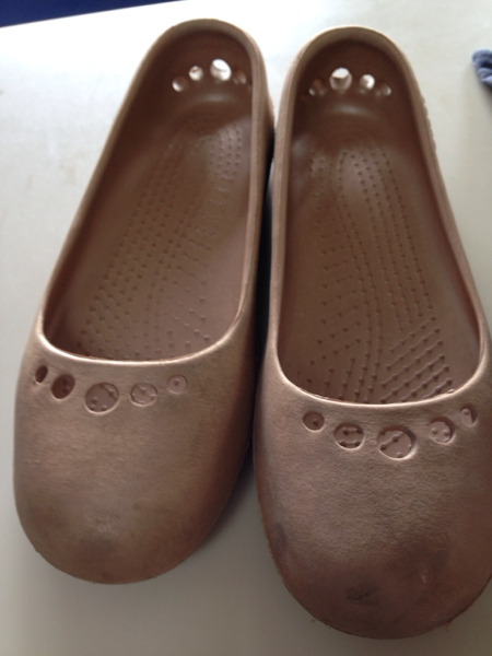 crocs 22.5(22cm)｜売買されたオークション情報、yahooの商品情報をアーカイブ公開 - オークファン（aucfan.com）