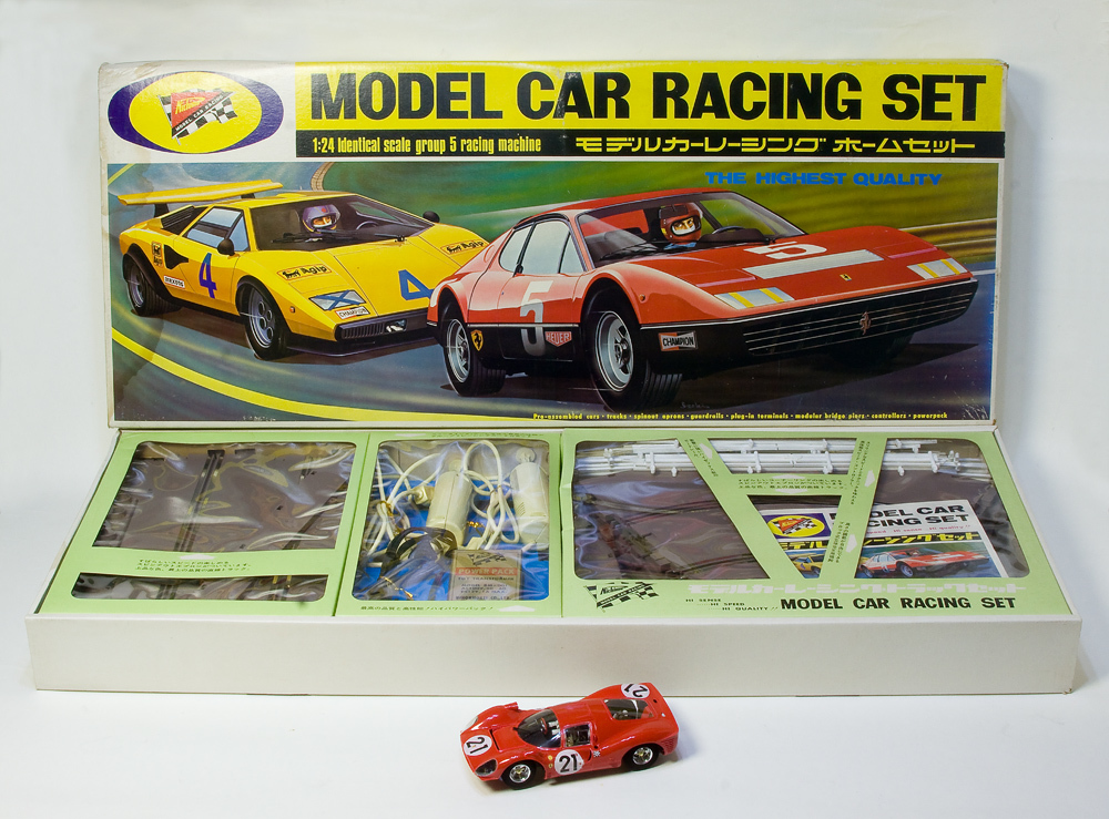 日本模型 1/24 モデルカーレーシングセット 1/24 Ferrari 330 P4 パイプシャーシー FT16D搭載1台付属(車体)｜売買されたオークション情報、yahooの商品情報を ...