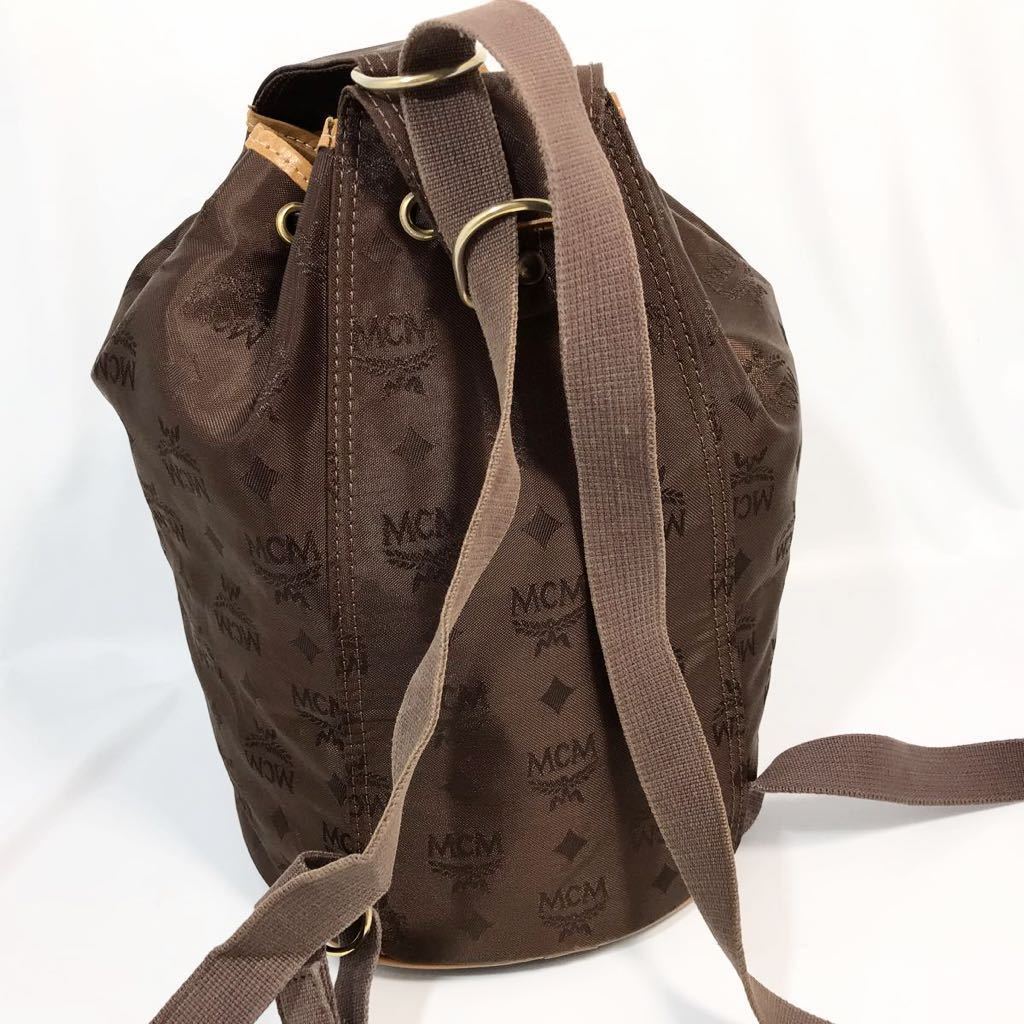 MCMナイロンリュック(かばん、バッグ)｜売買されたオークション情報、yahooの商品情報をアーカイブ公開 - オークファン（aucfan.com）