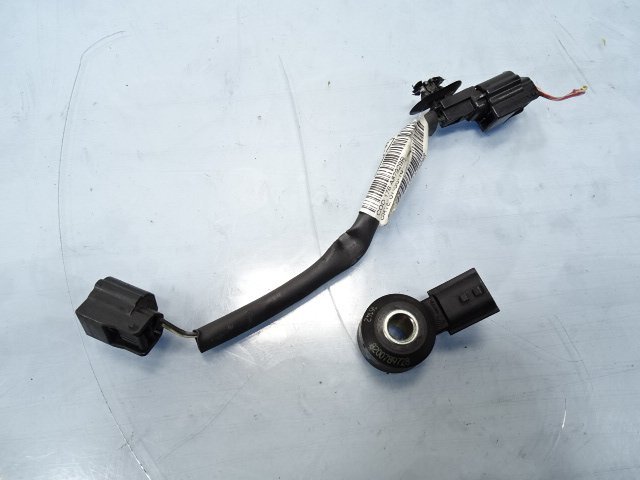 C/BA13 RENAULT TWINGOⅢ DBA-AHH4B ルノー トゥインゴ3 2016y ノックセンサー 8200789728 ...