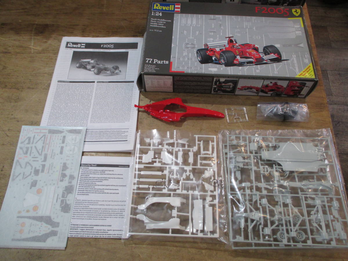0203 未組み立て 保管品 Revell 1:24 F2005 07244 フェラーリ/Revell McLaren Mercedes ...