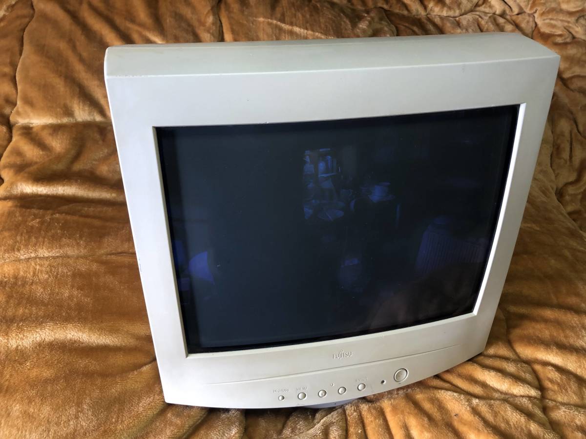 Gateway VX700 CRTブラウン管モニター 17インチ 通電確認済み ジャンク品扱い(17インチ - 19インチ)｜売買された ...