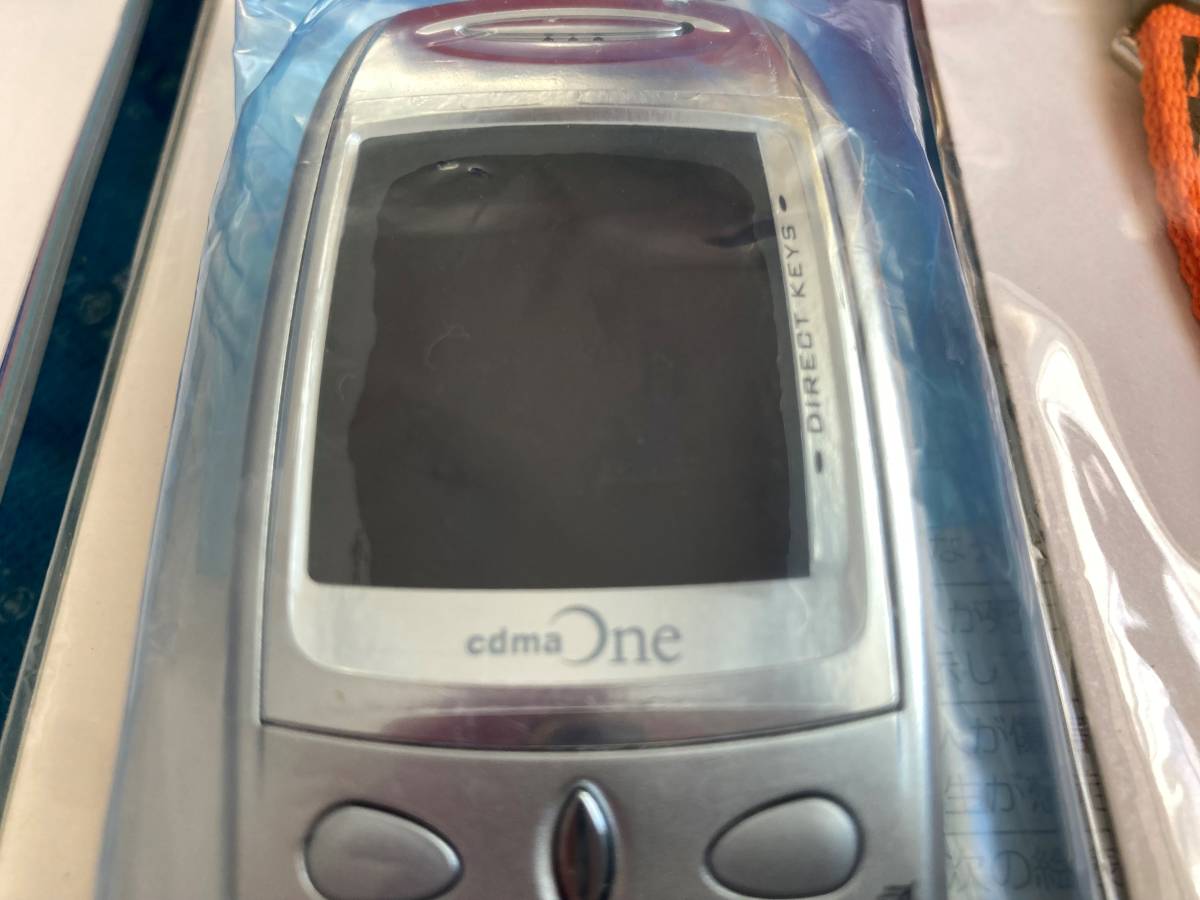 au cdma One C309H DyDoキャンペーン携帯電話 2001 本体 箱 充電器 ジョン レノン John Lennon 着信 ...