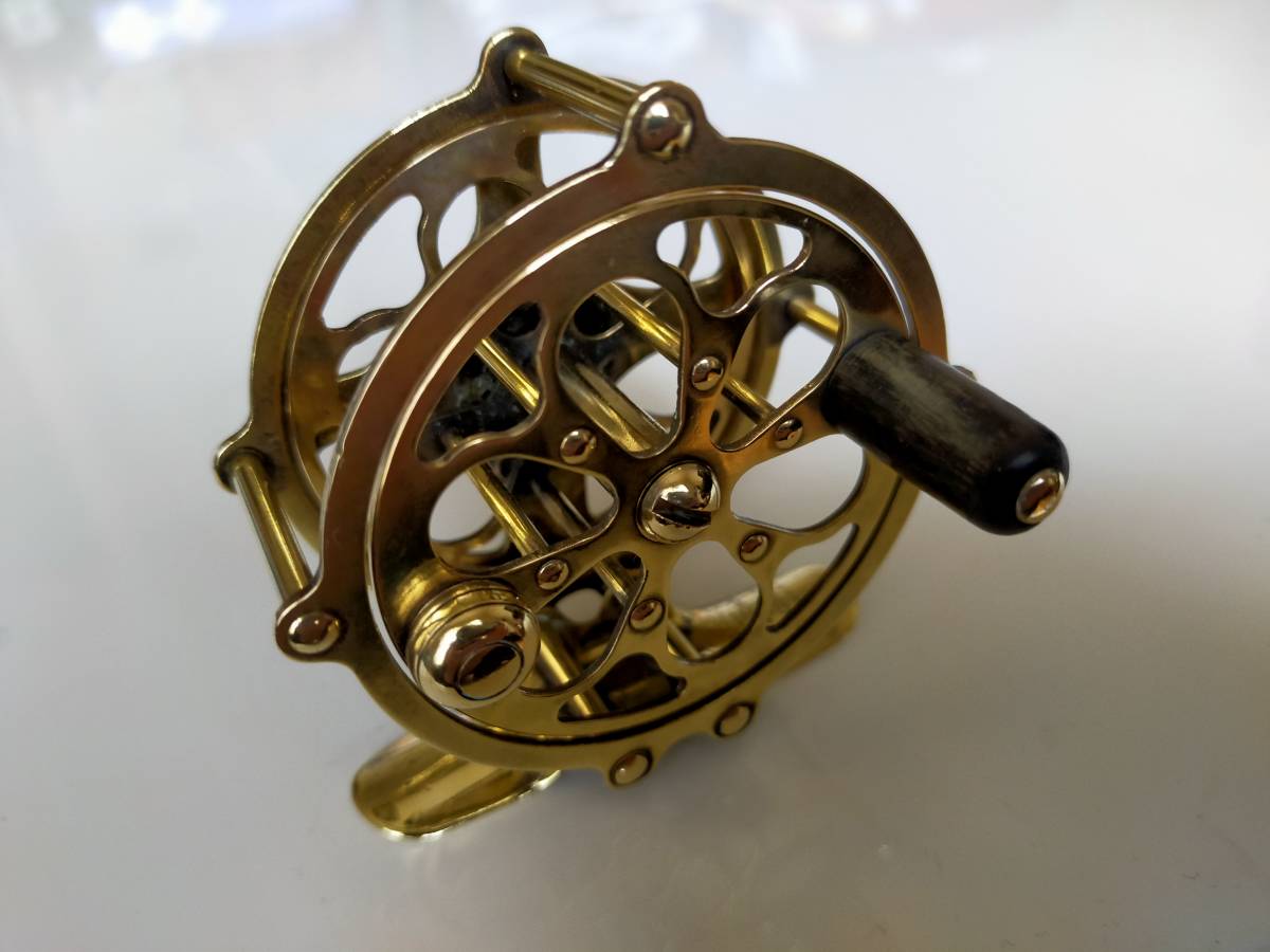 PFLUEGER PROGRESS 80ヤード ワイドスプール オールブラス スケルトンフライリール(フルーガー)｜売買されたオークション情報、yahooの商品情報をアーカイブ公開 ...