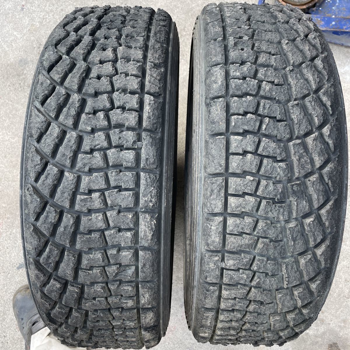 ヨコハマ アドバンA053 Sコンパウンド 195-65-15 2本(競技用)｜売買されたオークション情報、yahooの商品情報をアーカイブ ...