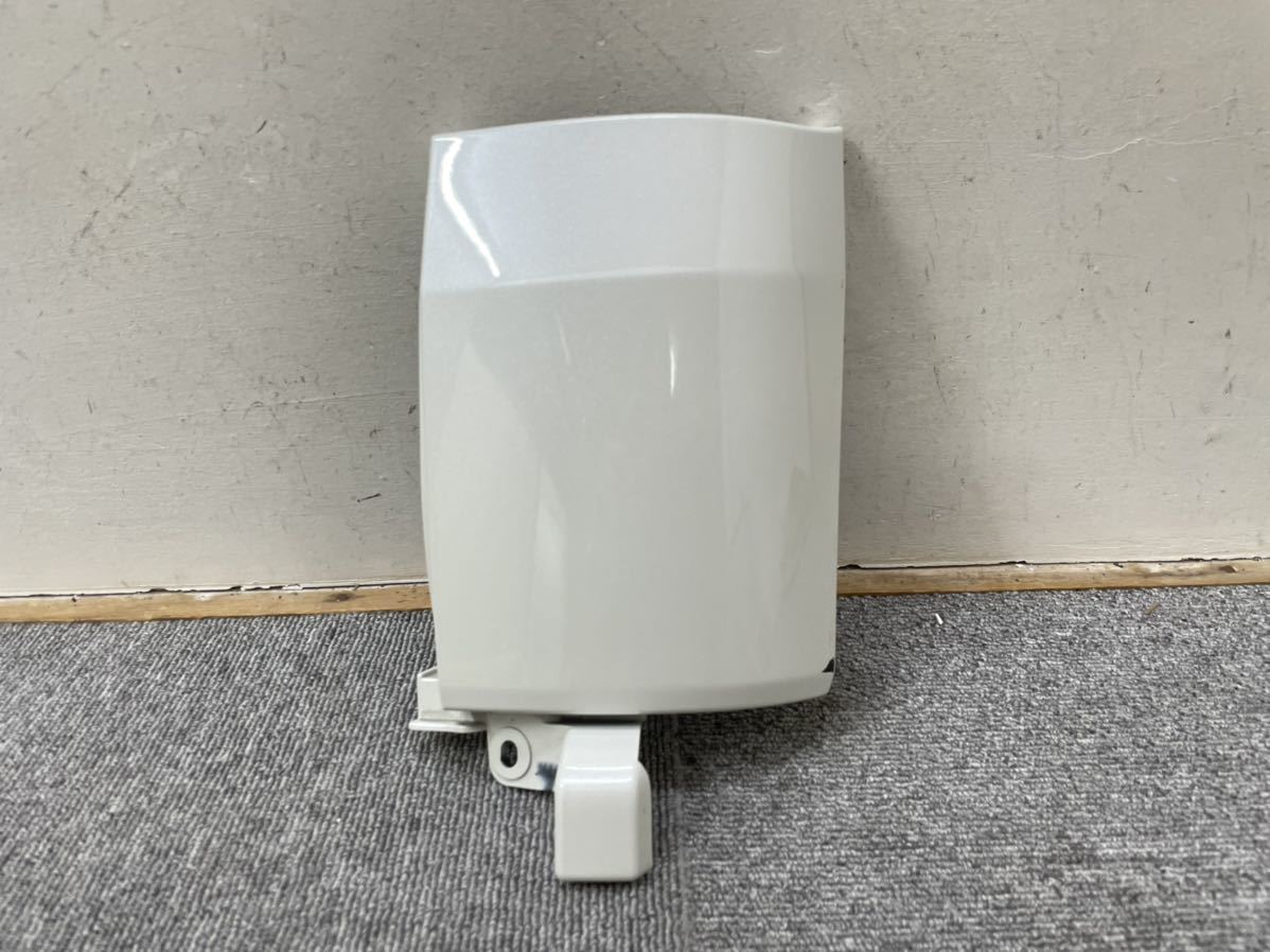 R41019 ハイエース 200 純正 リア コーナー パネル 右 52165-26020 52165-26030-A1 パール(リア)｜売買 ...