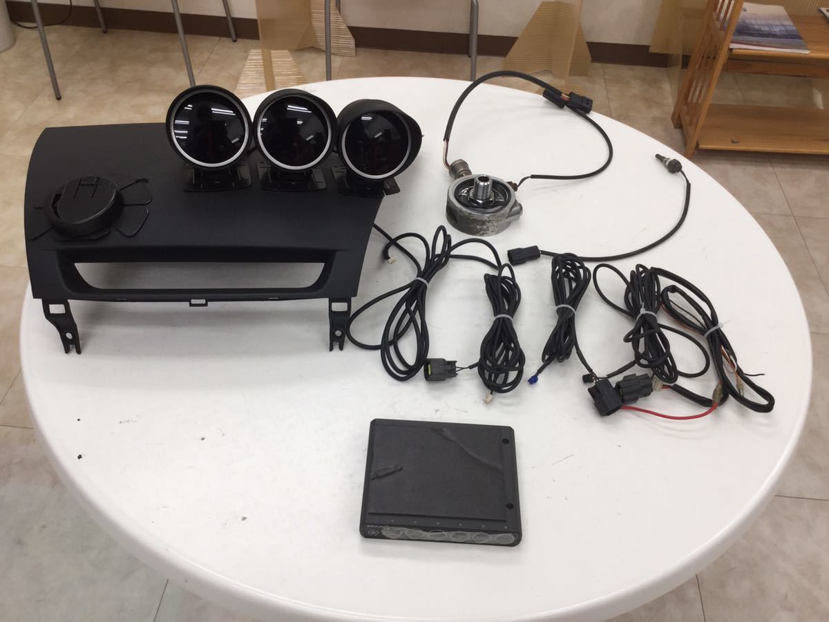 マツダ RX-8 SE3P 前期 デフィ Defi 3連追加メーター 3連メーター 水温計 油温計 油圧計 メーターリンクユニット(追加 ...