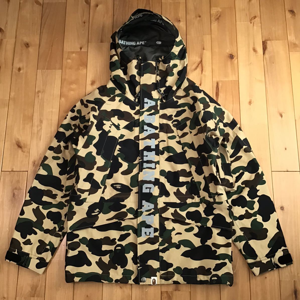 GORE TEX スノボジャケット Mサイズ a bathing ape BAPE snowboard jacket エイプ ベイプ アベイ ...