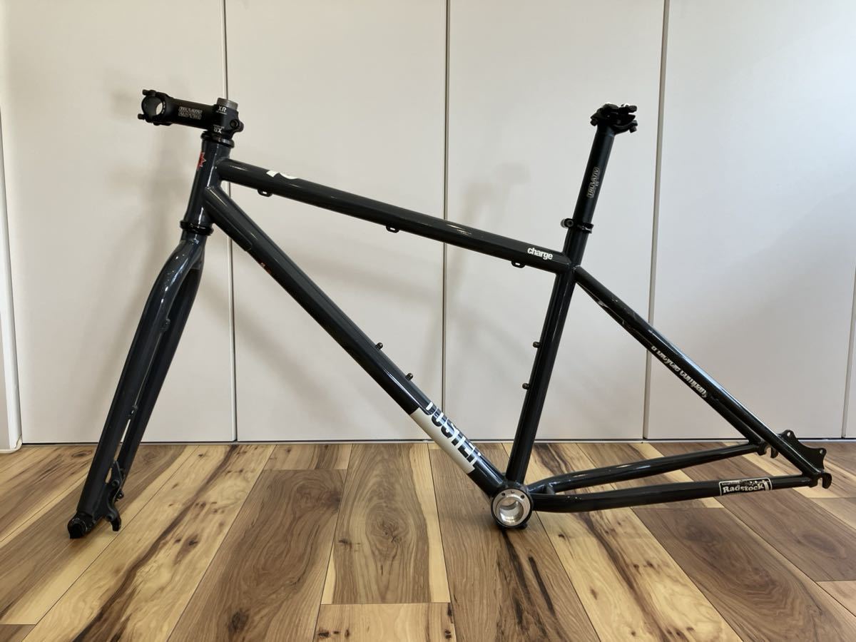 charge bikes DUSTER SS チャージバイク ダスター シングルスピード フレーム フォーク Sサイズ クロモリ26インチ ...
