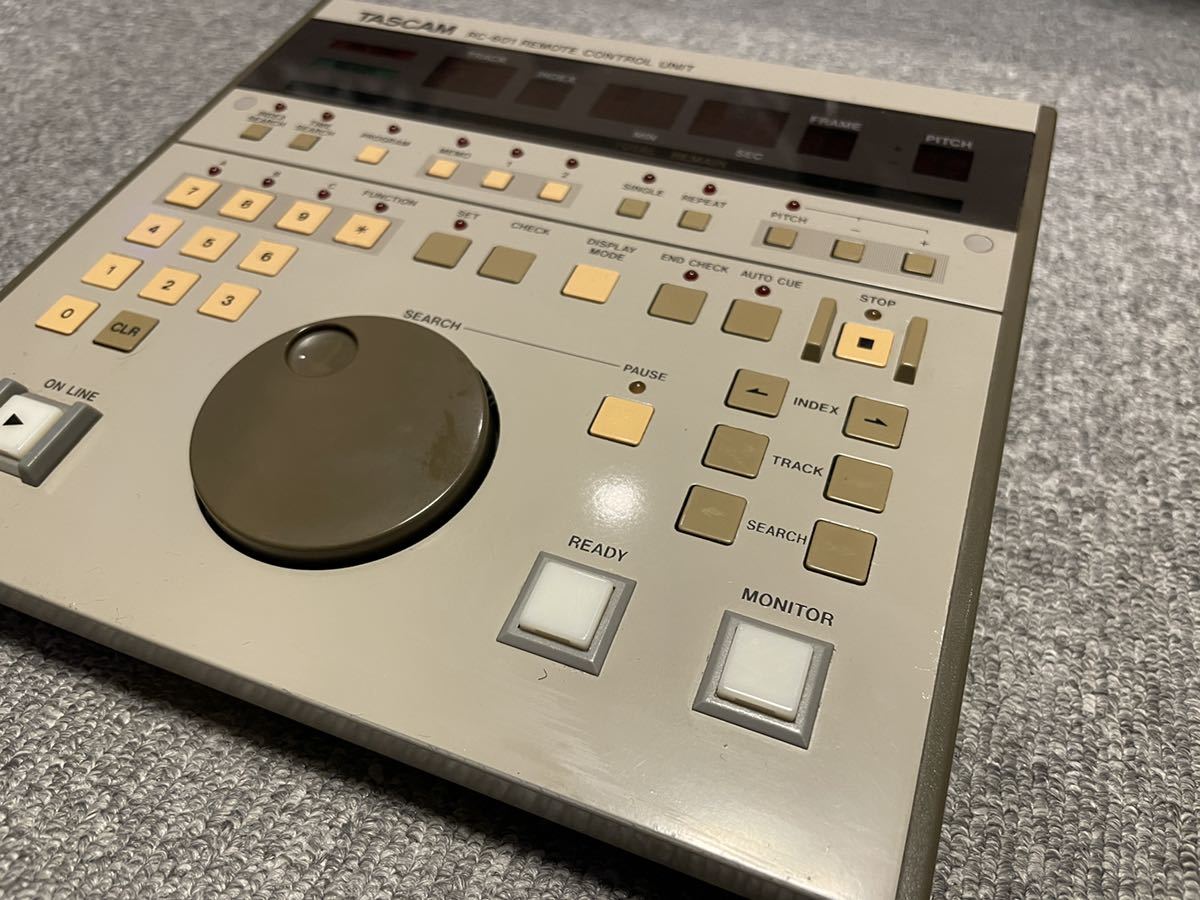 TASCAM CDプレーヤーコントローラ RC-601 現状品(その他)｜売買されたオークション情報、yahooの商品情報をアーカイブ公開 ...