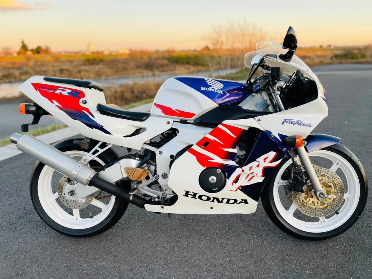ホンダ CBR250RR 22 918km MC22 白 赤 青 車体 動画有 茨城県 全国配送可 書類あり 検 ZXR VTR CBR VFR NS YZF ニンジャ(126cc-250cc ...