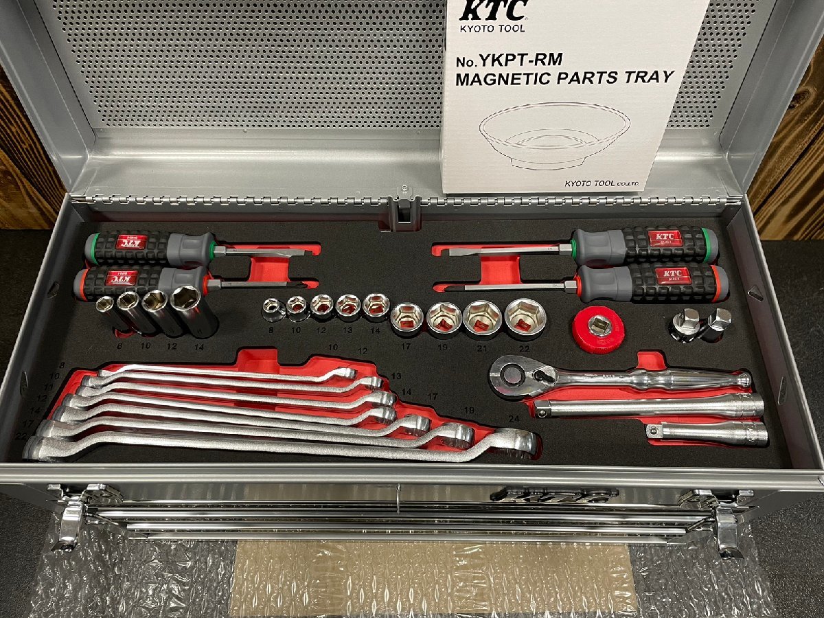 /展示品 KTC 3段チェスト 黒 工具セット 67点 9.5sq. No.SK36721XS 博多店 シルバー 3/8 組立品(工具セット)｜売買されたオークション情報、yahooの商品情報 ...