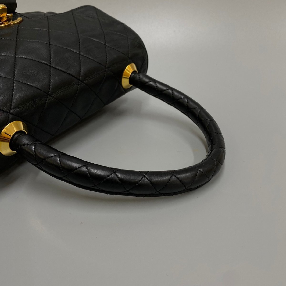 1円 極 シール有 1番台 CHANEL シャネル ココマーク ターンロック マトラッセ ラムスキン レザー ミニ ハンドバッグ ブラック ...