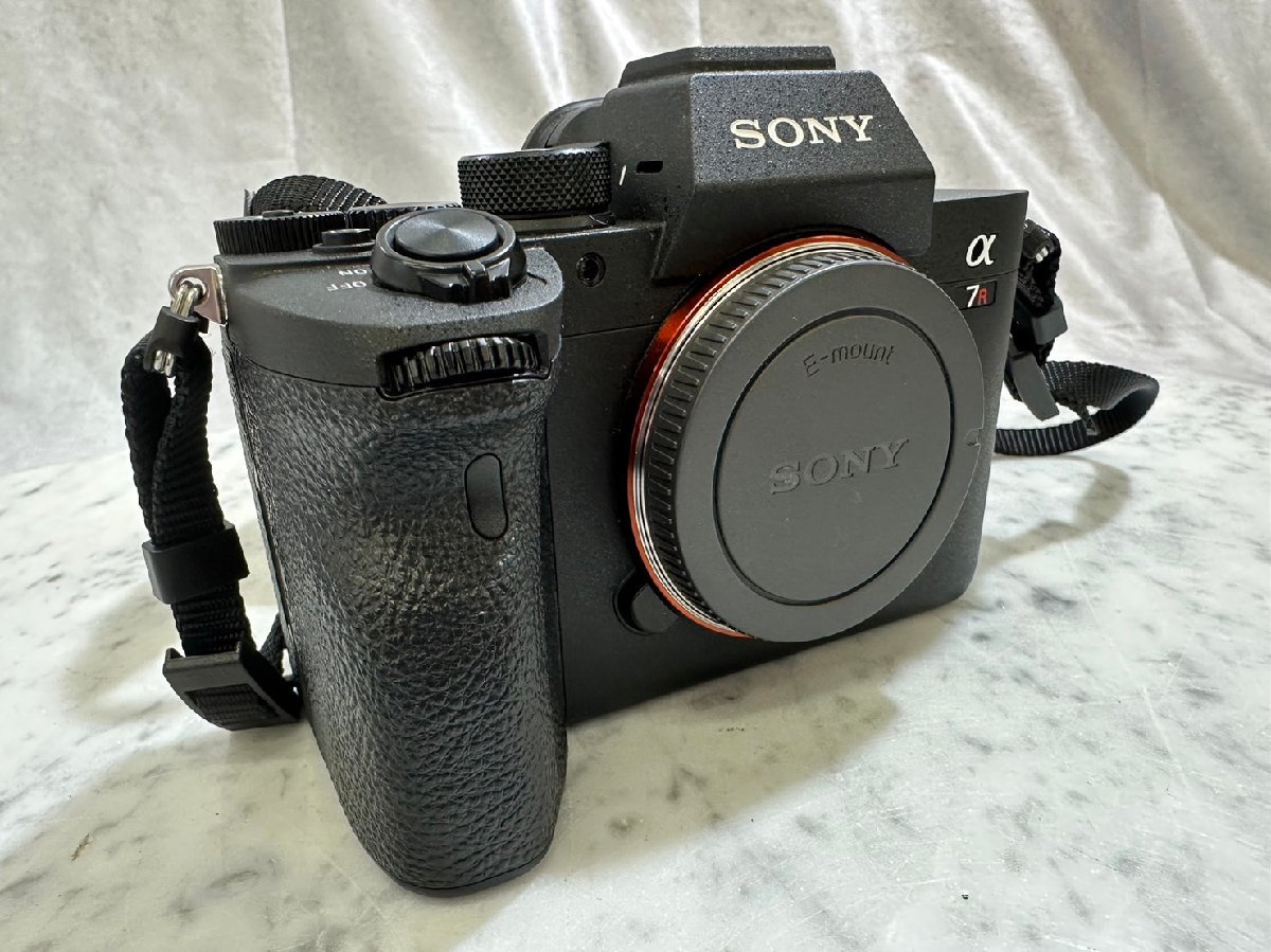 t2001 現状品 SONY ソニー α 7R iv ILCE-7RM4 デジタル一眼カメラボディ(ソニー)｜売買されたオークション情報 ...