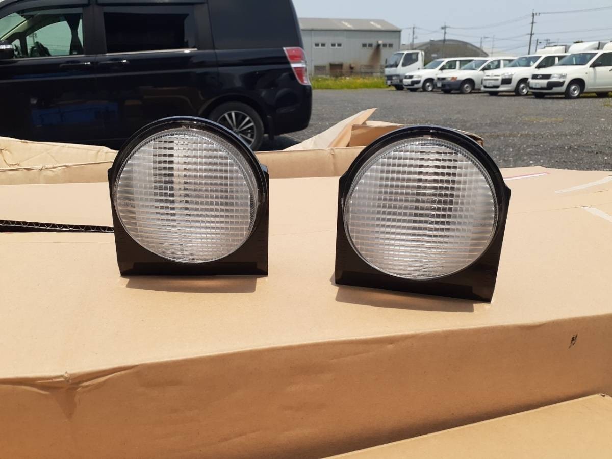 LP07-3742 茨城県坂東市発 バックランプ① 特別価格 品(その他)｜売買されたオークション情報、yahooの商品情報をアーカイブ公開 ...