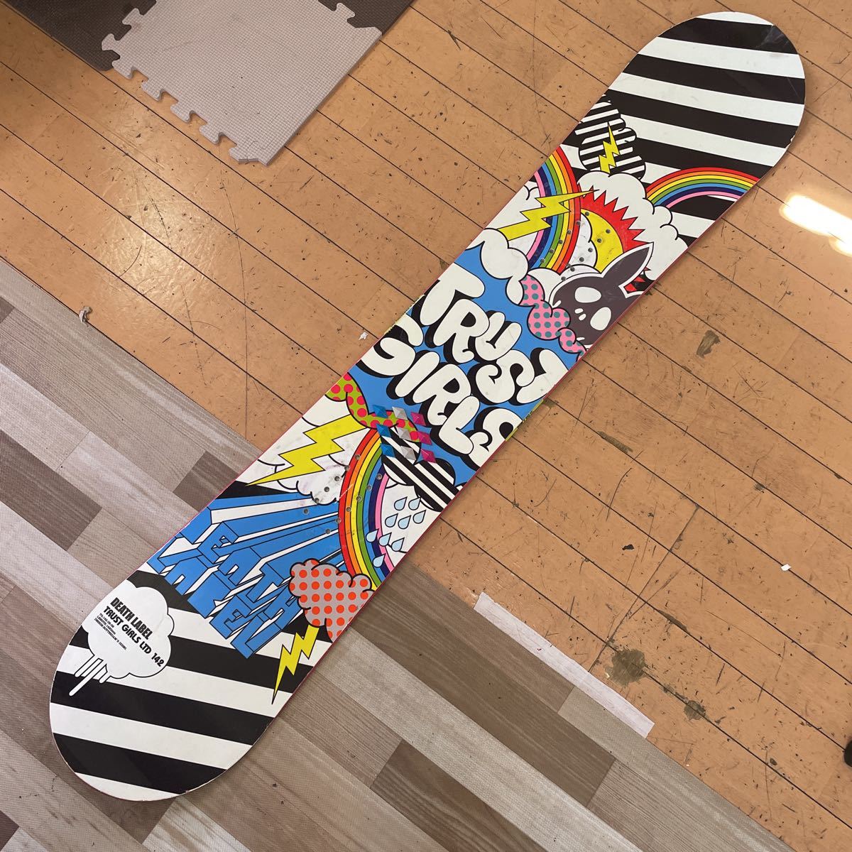 1円 スノーボード デスレーベル DEATHLABEL トラストガール 142cm(145cm未満)｜売買されたオークション情報、yahooの商品情報をアーカイブ公開 - オークファン ...
