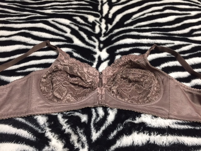 シャルレ ドゥバンナ ブラジャー E90 ショコラ FA183 高級下着 激安(80以上)｜売買されたオークション情報、yahooの商品情報をアーカイブ公開 - オークファン（aucfan.com）