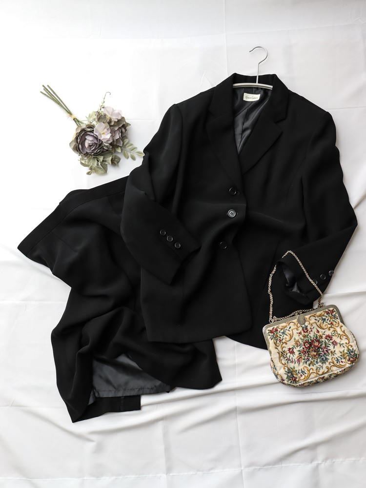 良品 ブラックフォーマル 大きいサイズ Grace Gallery セットアップ 長袖 レディース 15 XXL グレースギャラリー 喪服 A00979(ブラックフォーマル、喪服)｜売買された ...