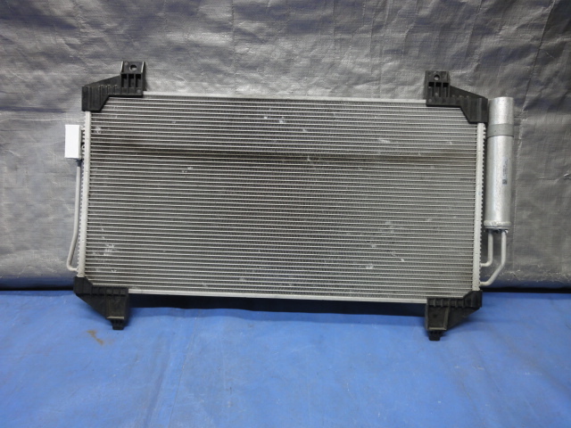 アウトランダー/GG3W/GG2W/純正/クーラーコンデンサー/7812A394/GF8W/GF7W/(コンデンサー)｜売買されたオークション ...