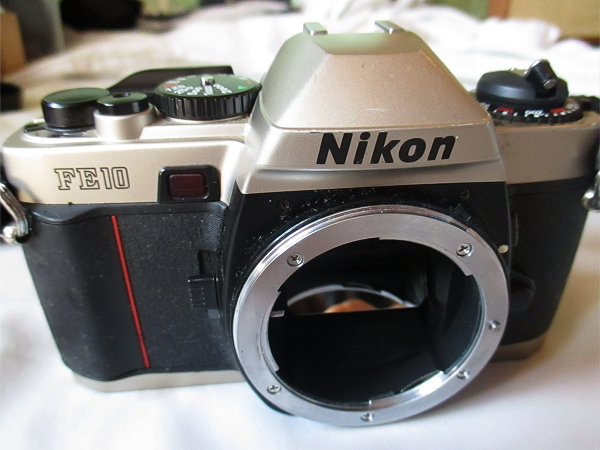 Nikon ニコン FE10 一眼レフ カメラ MADE IN JAPAN 品(ニコン)｜売買されたオークション情報、yahooの商品情報を ...